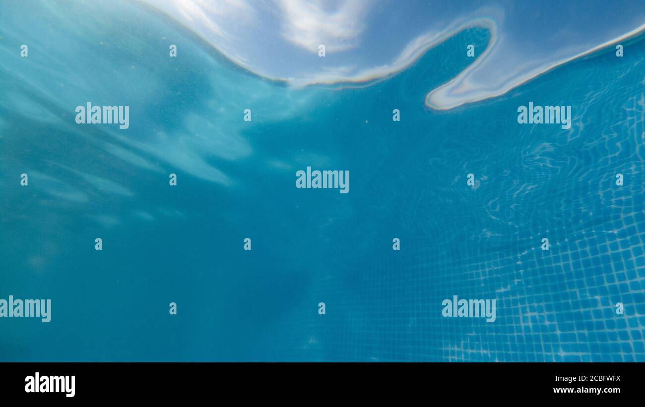 View from underwater on a swimming pool with a calm surface Stock Photo ...