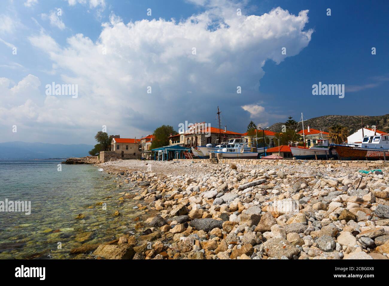 Beach in Pythagorio town on Samos island, Greece Stock Photo - Alamy