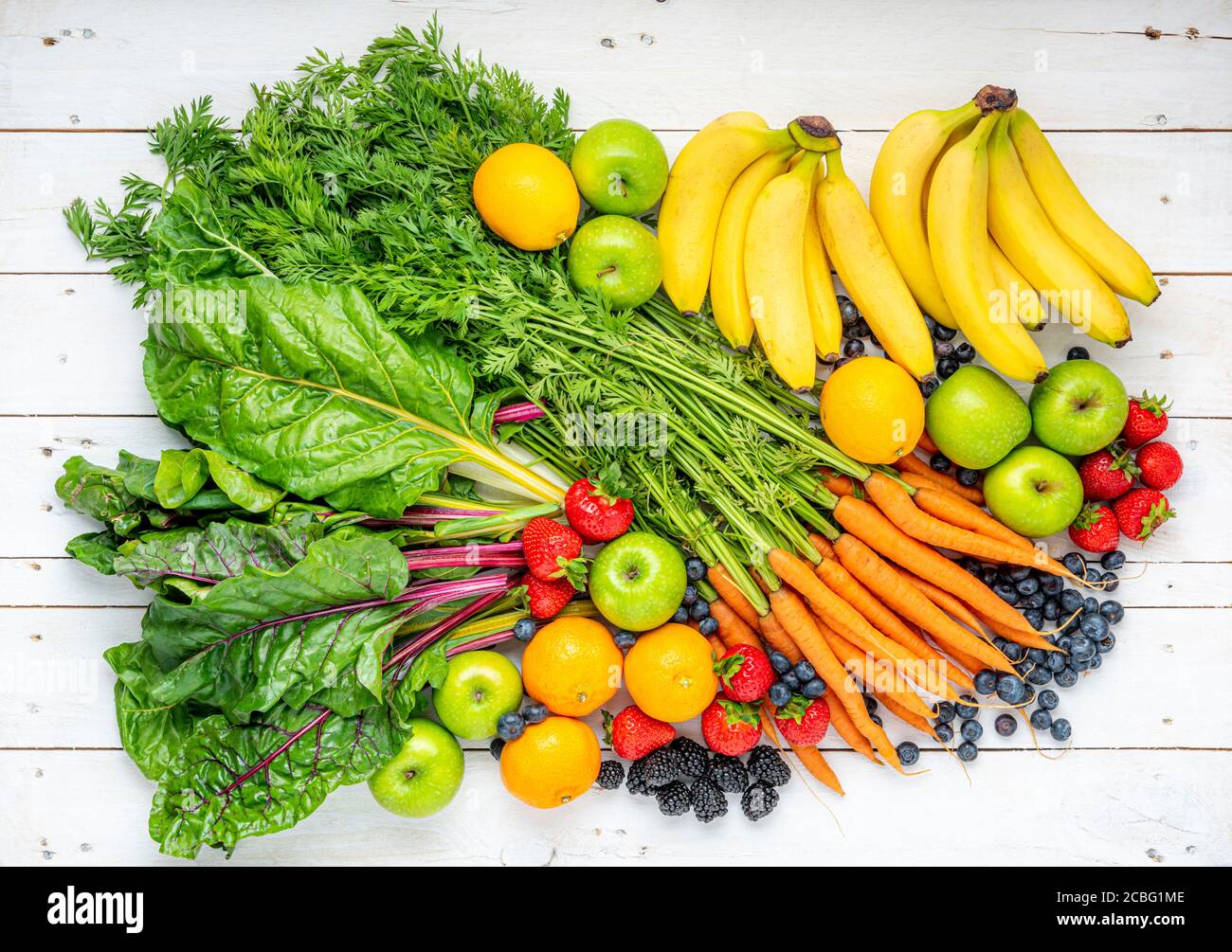 Bunch of fruit and vegetables hi-res stock photography and images - Alamy