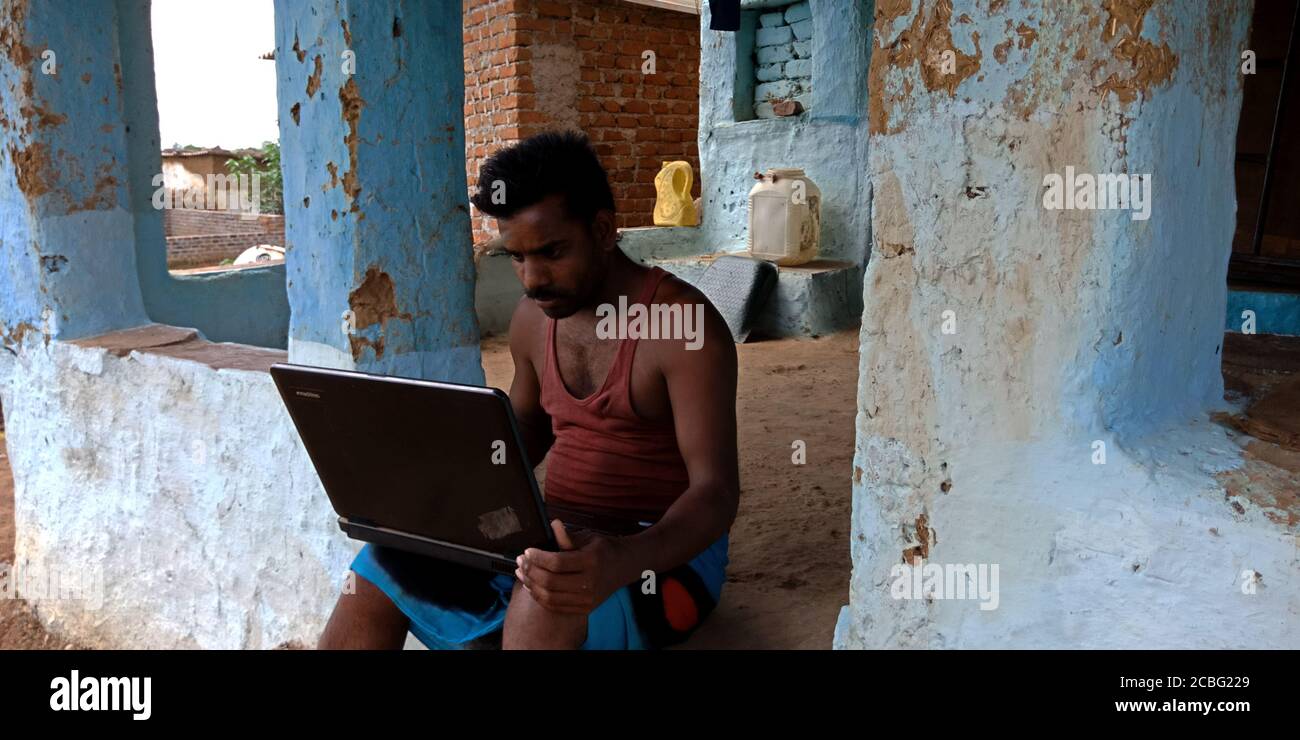 Culture india mobile countryside hi-res stock photography and images ...