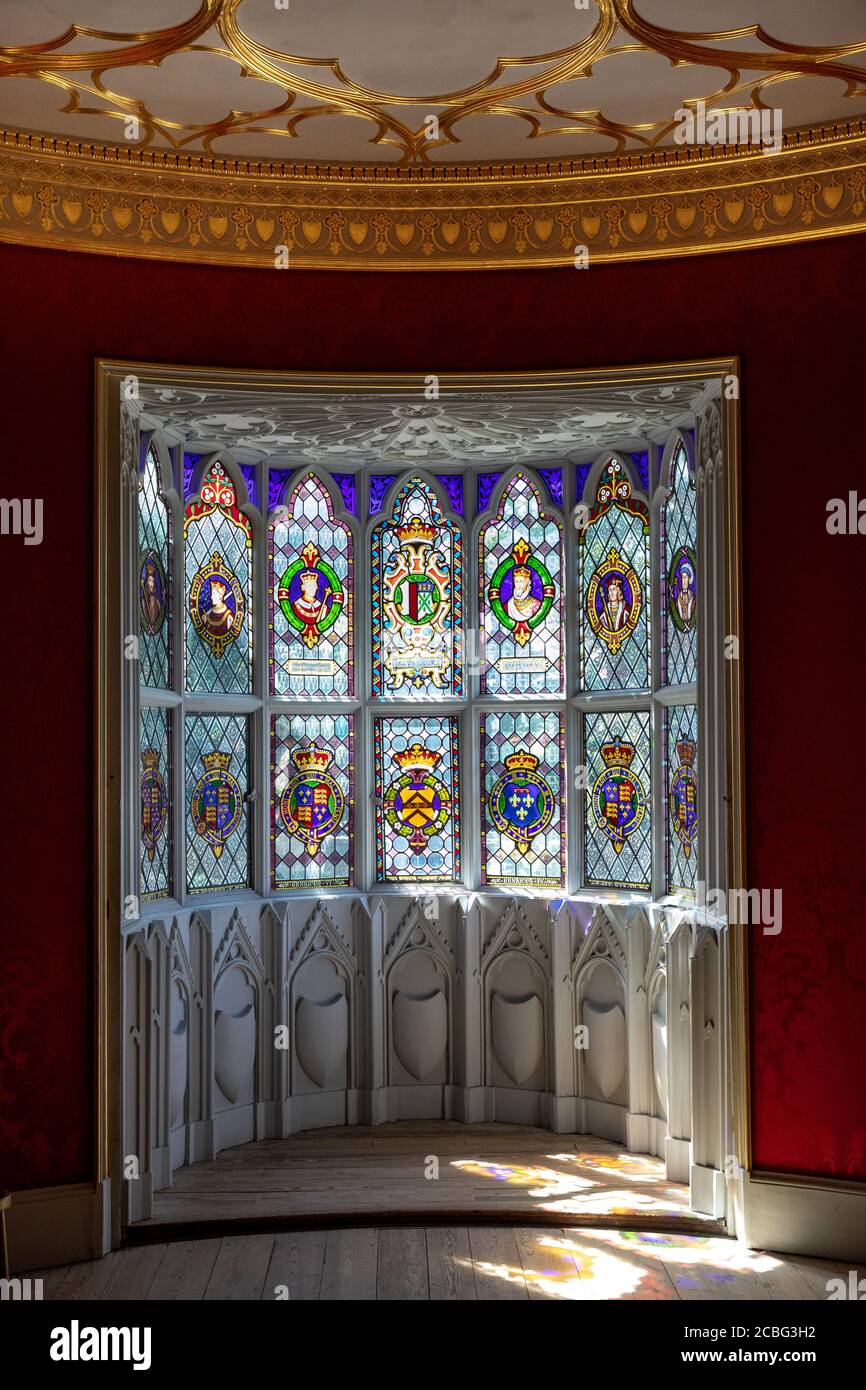 Windows house architecture hi-res stock photography and images - Alamy