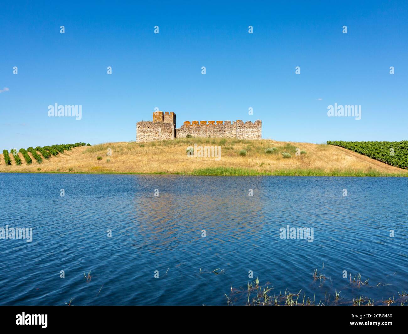 Portugal alentejo region castelo hi-res stock photography and images ...