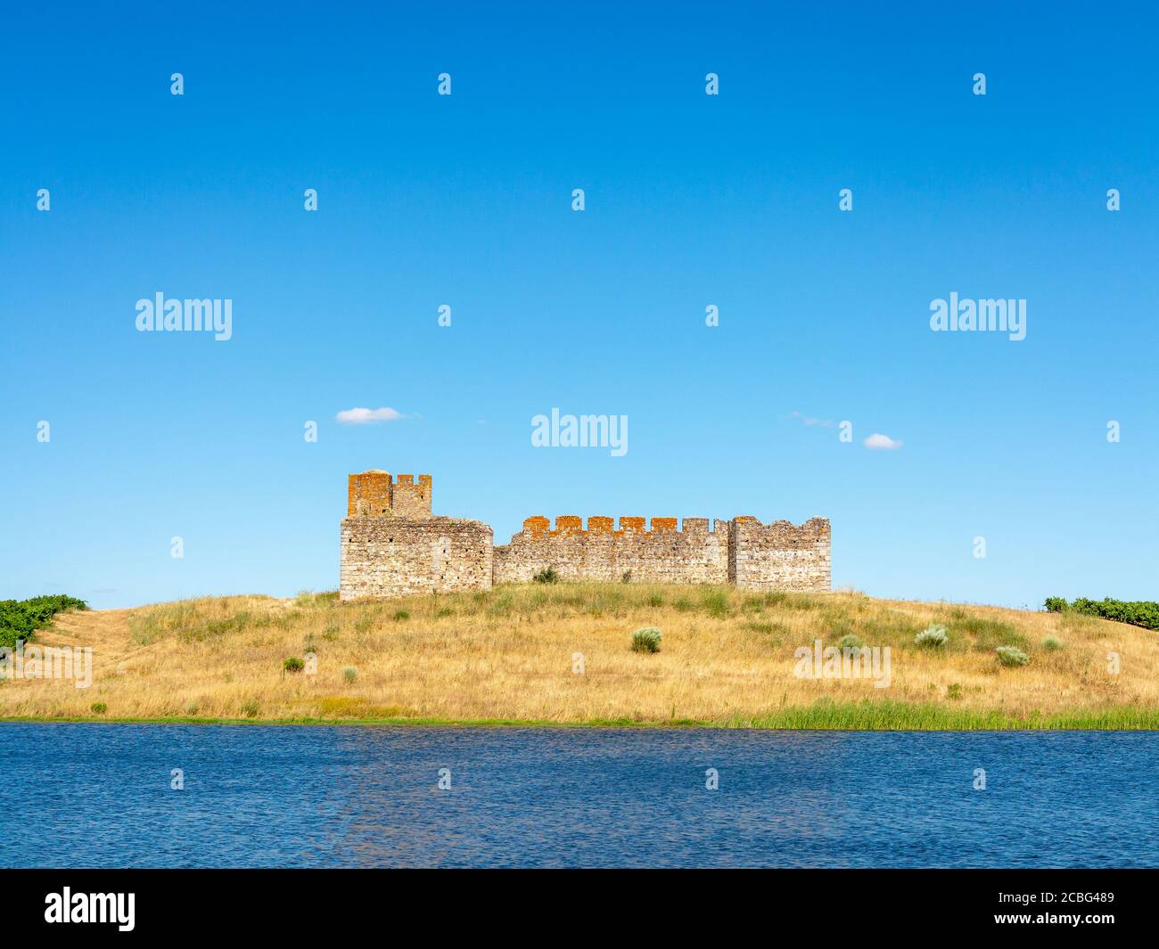 Castle of Valongo, Alentejo, Portugal Stock Photo - Alamy