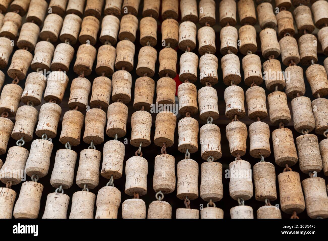 texture of rows of corks for wine bottles Stock Photo - Alamy