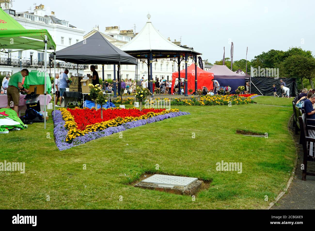 Filey yorkshire crescent gardens hi-res stock photography and images ...