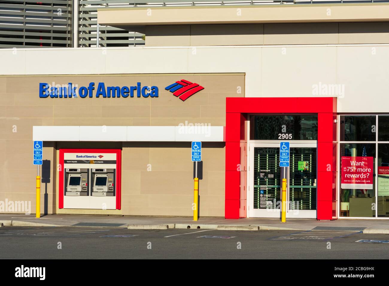 Bank of America branch facade and exterior. Two outdoor ATM bank ...