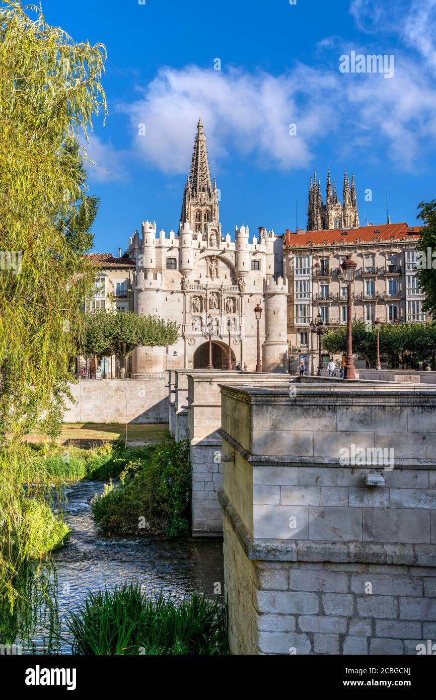 Spanish arch gate hi-res stock photography and images - Alamy