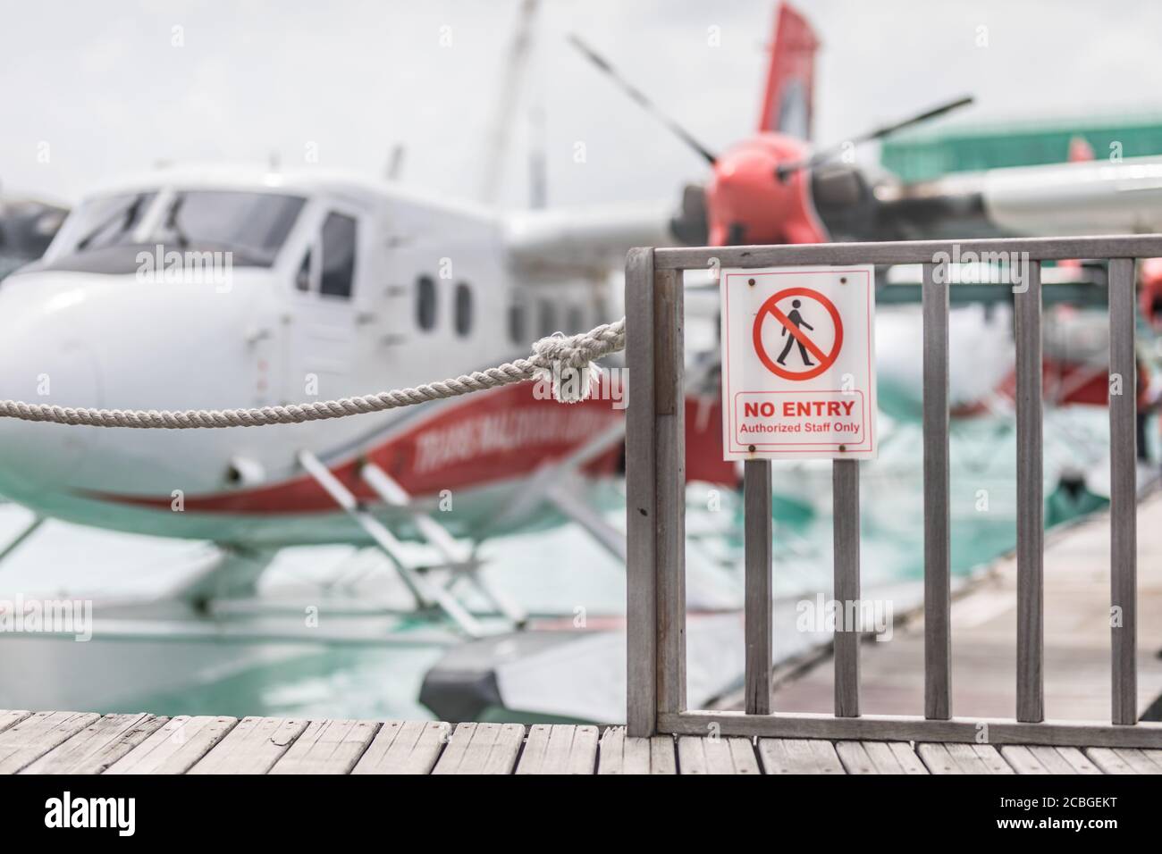 Airport restricted area warning sign hi-res stock photography and ...