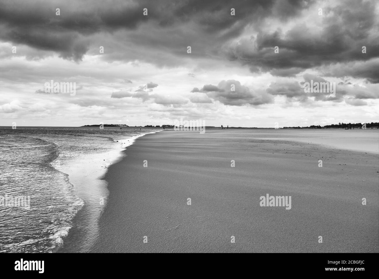 North norfolk beach sand Black and White Stock Photos & Images - Alamy