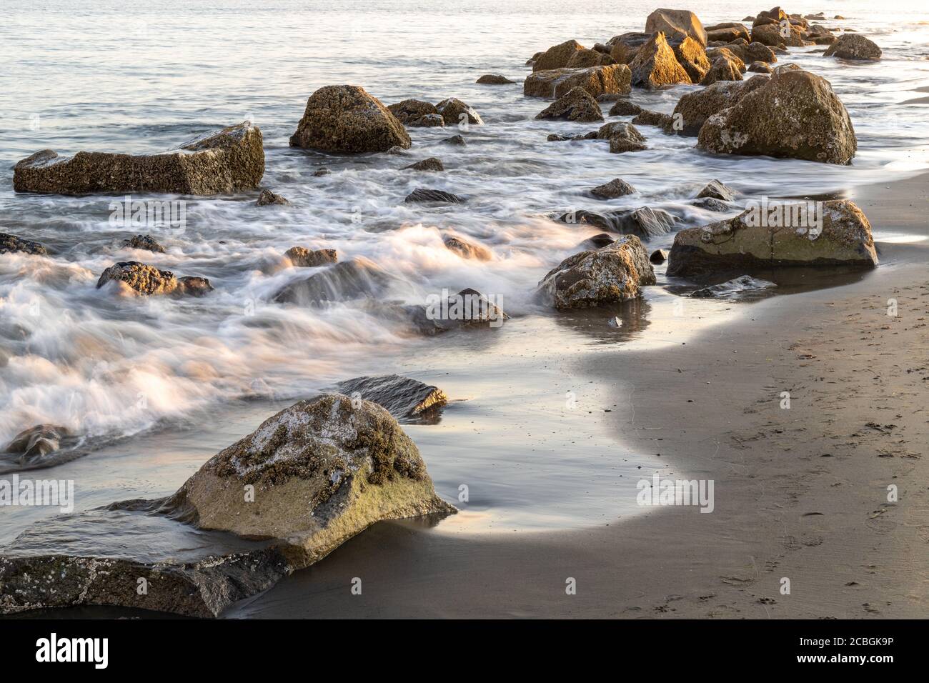 Beautiful sandy beach sunset wave hi-res stock photography and images ...