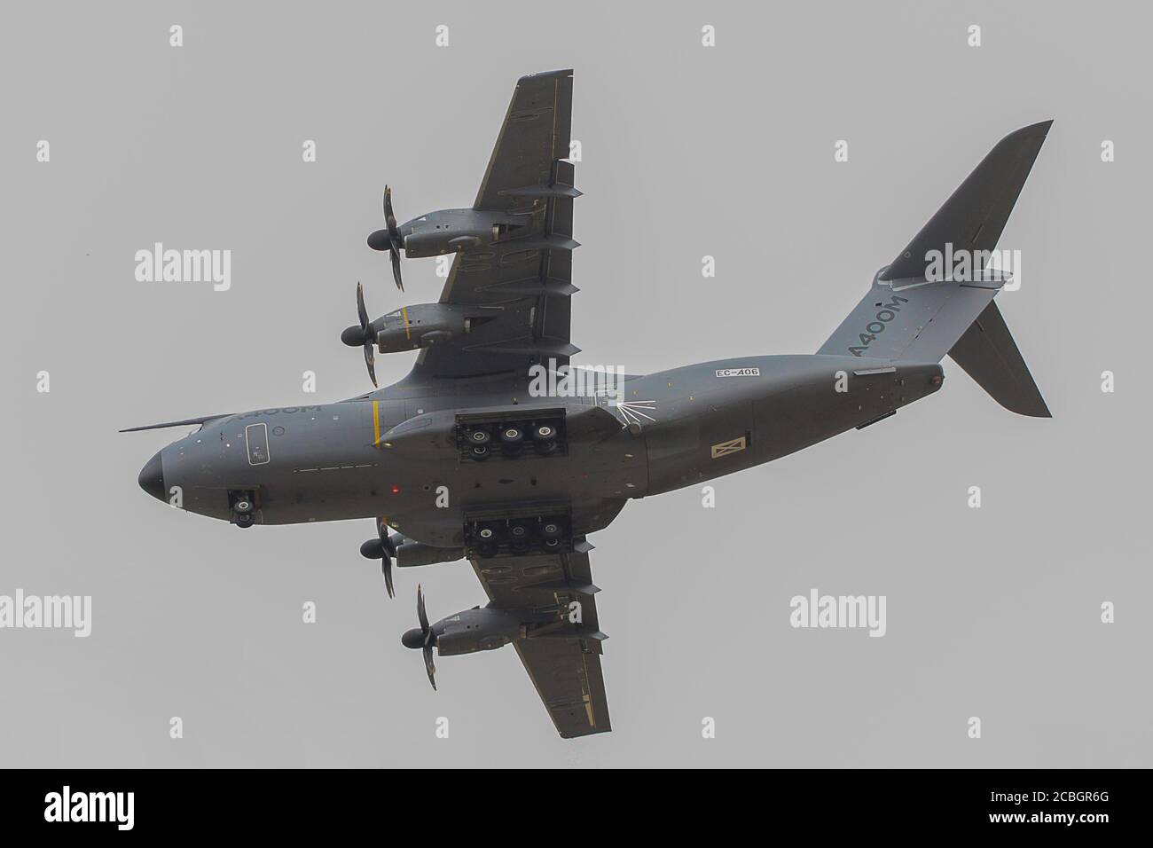 Raf a 400 atlas hi-res stock photography and images - Alamy