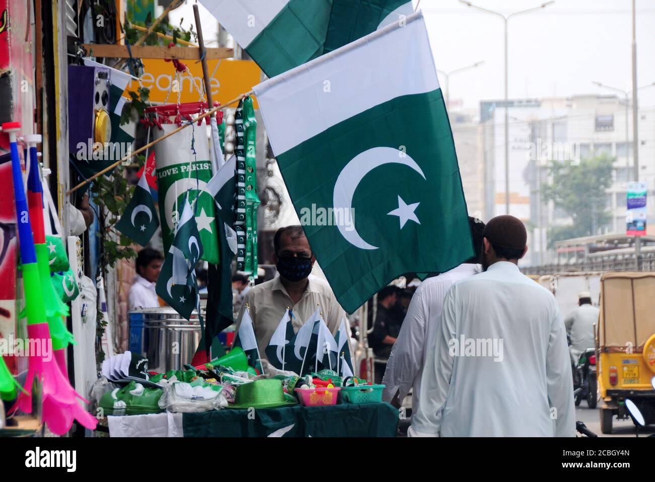 Pakistans national flags hi-res stock photography and images - Alamy