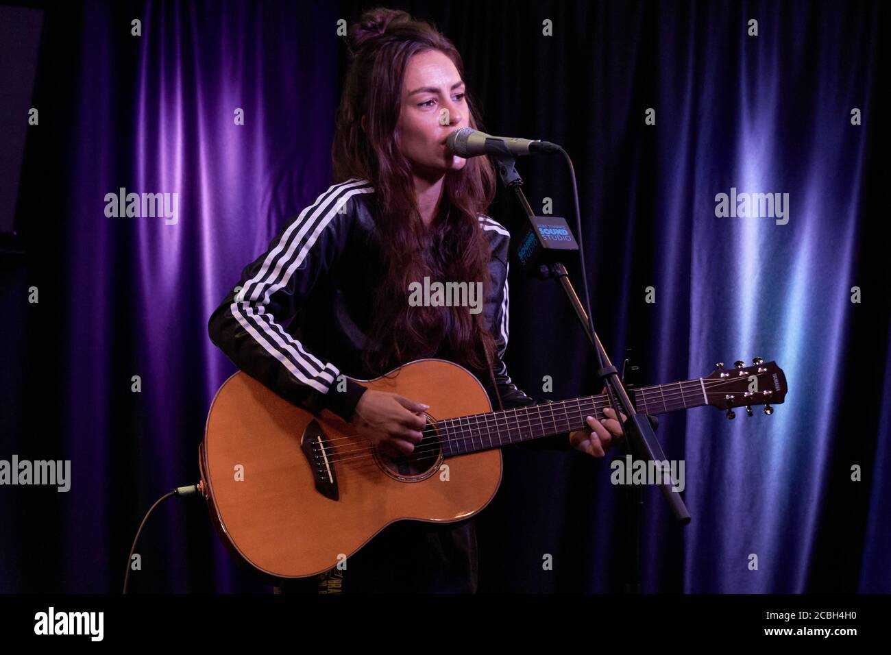 Amy louise billings hi-res stock photography and images - Alamy