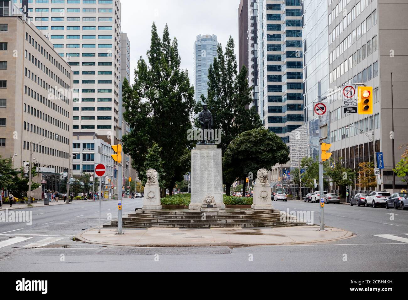 Street level view of downtown Toronto Stock Photo - Alamy