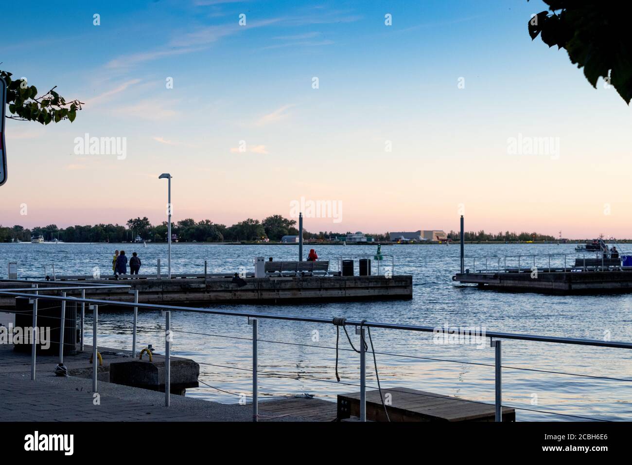 Landscape view of Lake Ontario Stock Photo - Alamy