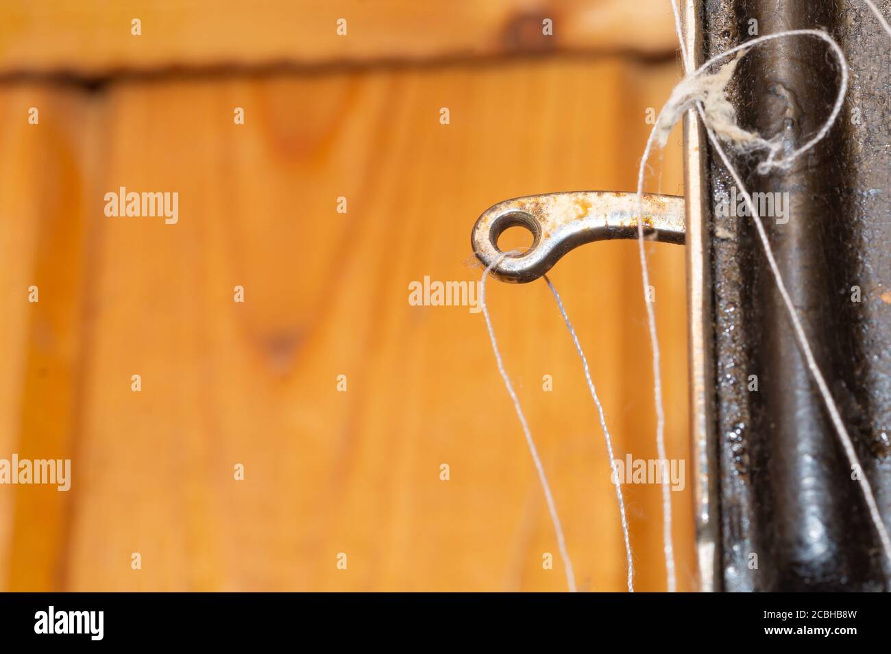 Detail of old sewing machine close up. rusted mechanism macro Stock ...
