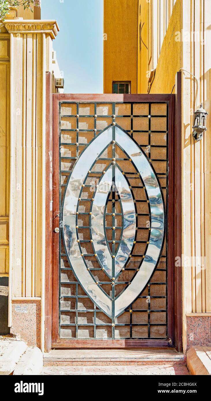 Saudi Arabian doors Stock Photo - Alamy