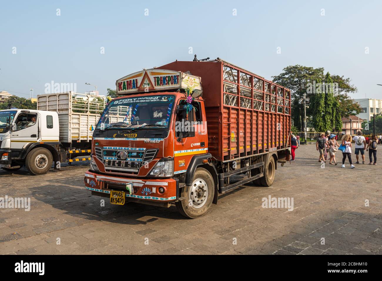 Indian lorry design hi-res stock photography and images - Alamy