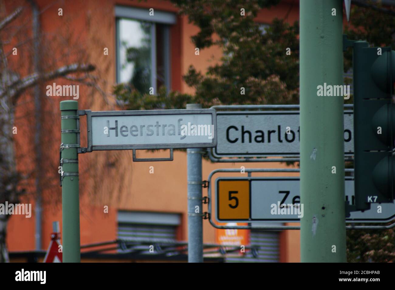 Berlin street signs hi-res stock photography and images - Alamy