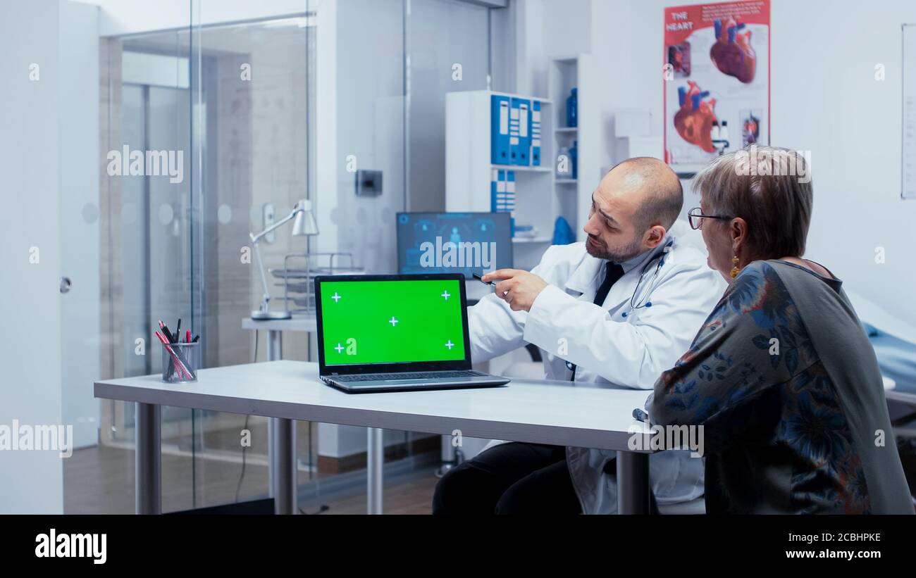Green screen consultation at doctor in modern privat clinic. Mockup ...