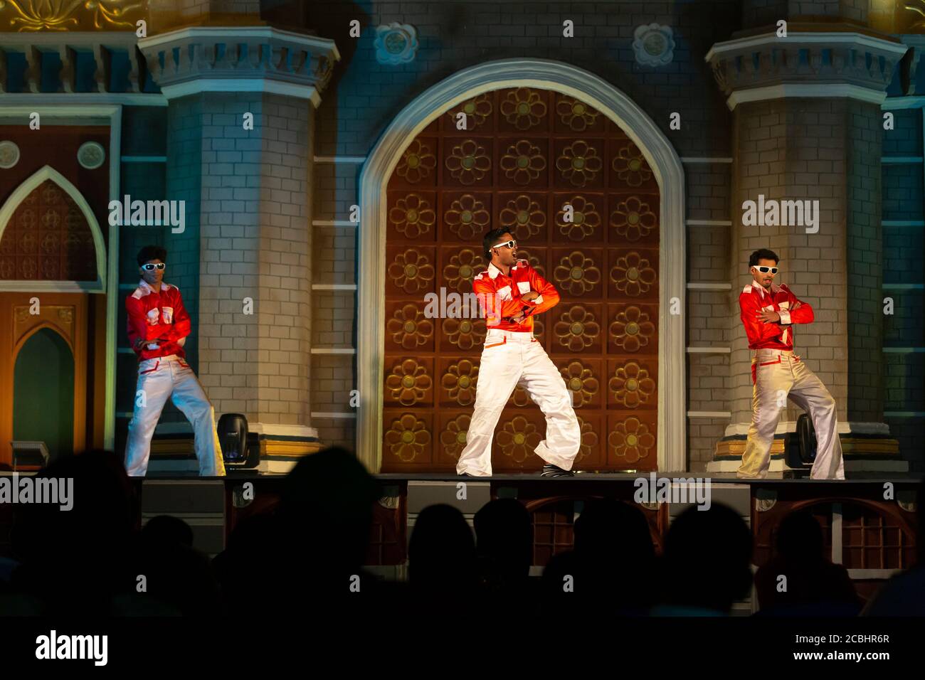 Indian Cinematic Dance High Resolution Stock Photography and Images - Alamy