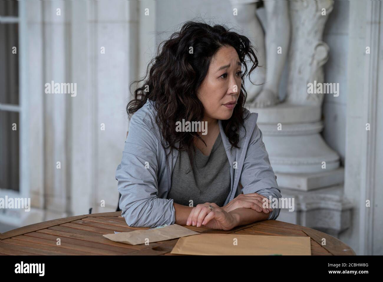 SANDRA OH in KILLING EVE (2018), directed by PHOEBE WALLER-BRIDGE ...