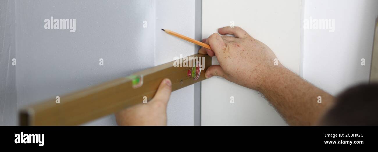 Persons hand measuring distance Stock Photo - Alamy