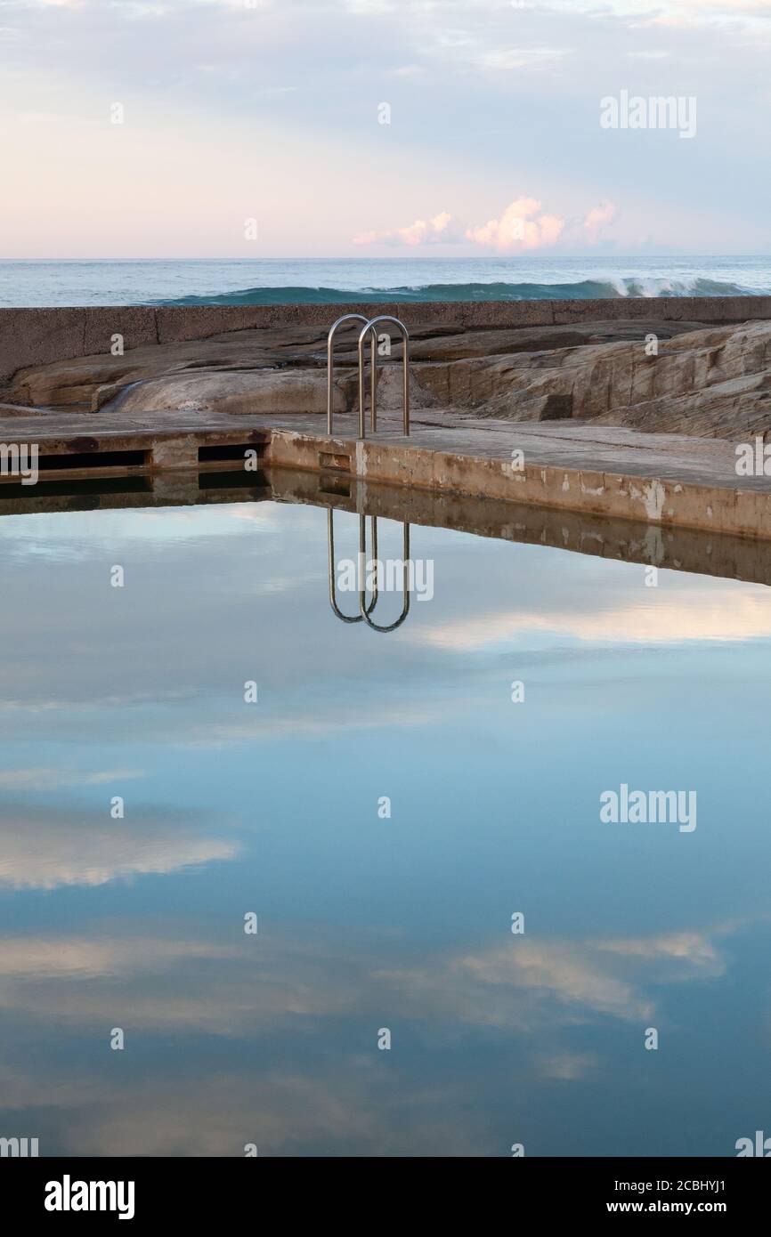 Yamba ocean pool hi-res stock photography and images - Alamy