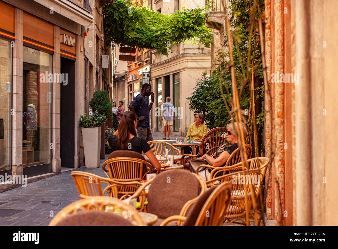 People sitted at the bar outdoor 2 Stock Photo - Alamy