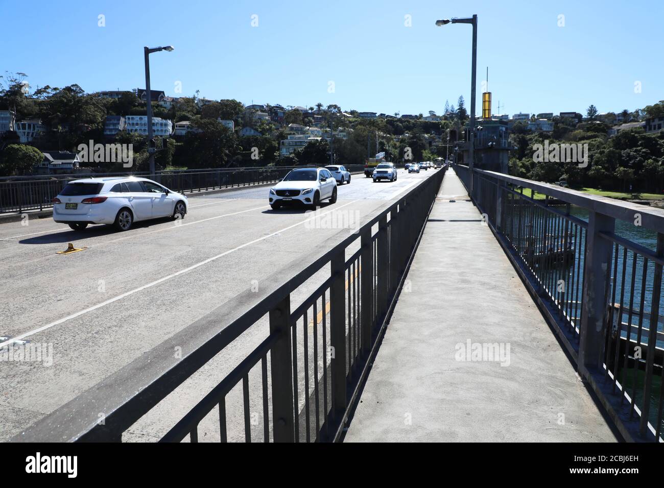 The Spit Bridge connecting the Sydney suburbs of Manly and Seaforth ...
