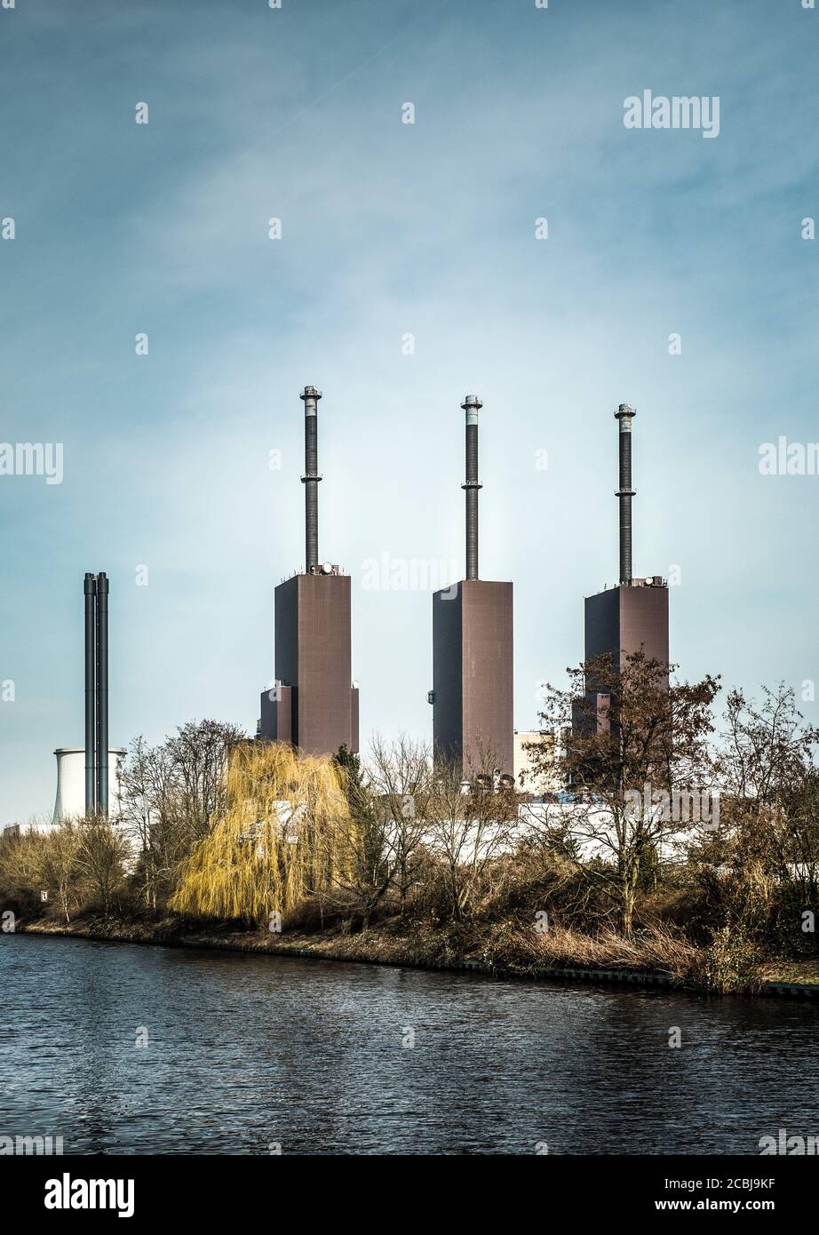 Generating Power Station Industry Stock Photo - Alamy