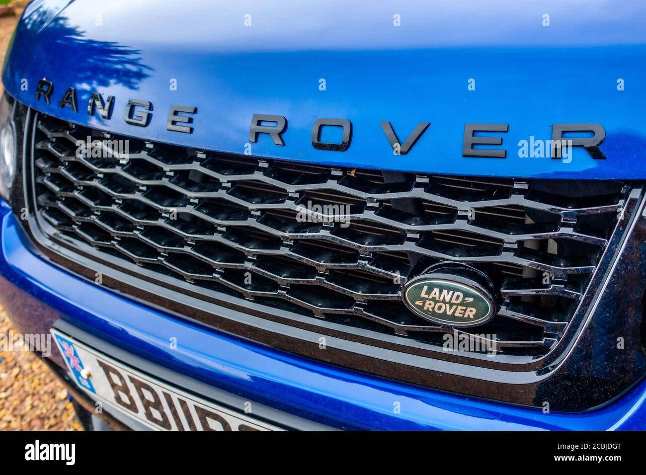 BLUE RANGE ROVER SPORT SVR close-up of grill Stock Photo - Alamy
