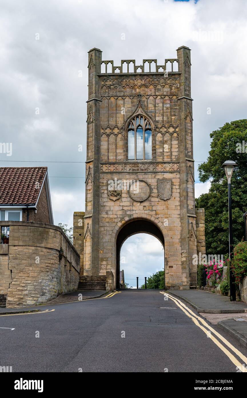 Pottergate Tower, Alnwick, Northumberland, UK Stock Photo - Alamy