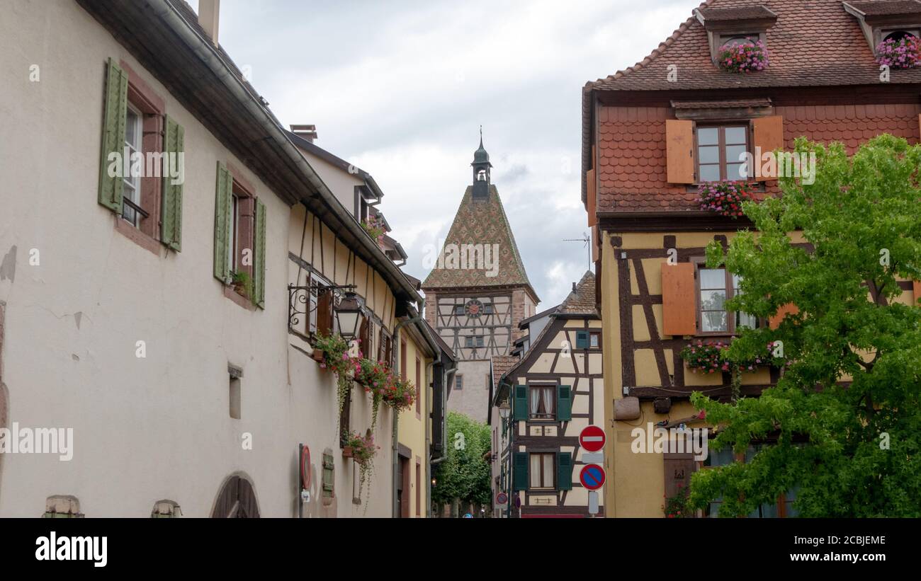 Building details medieval village hi-res stock photography and images ...