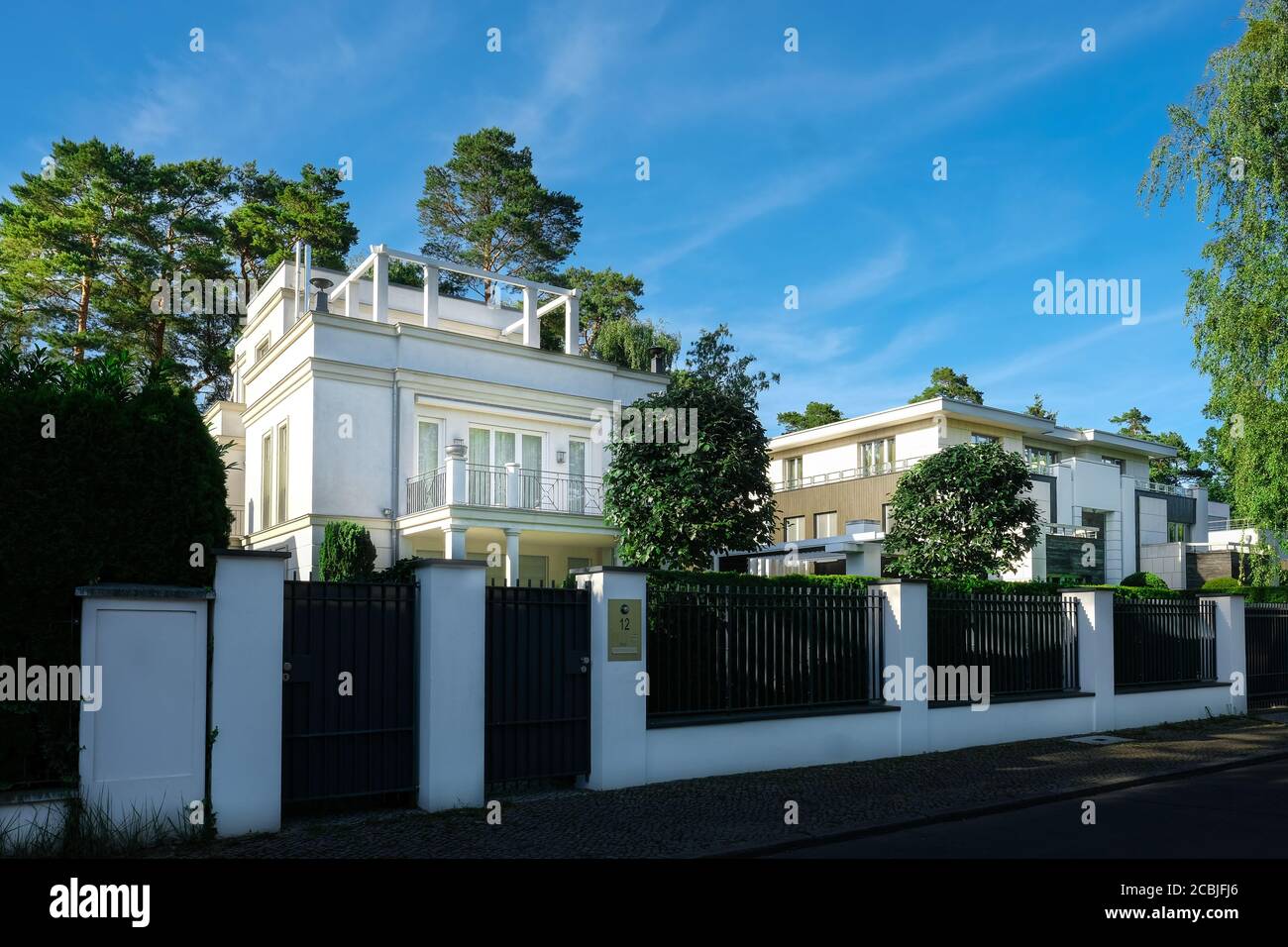 Modern luxury apartment buildings Stock Photo - Alamy