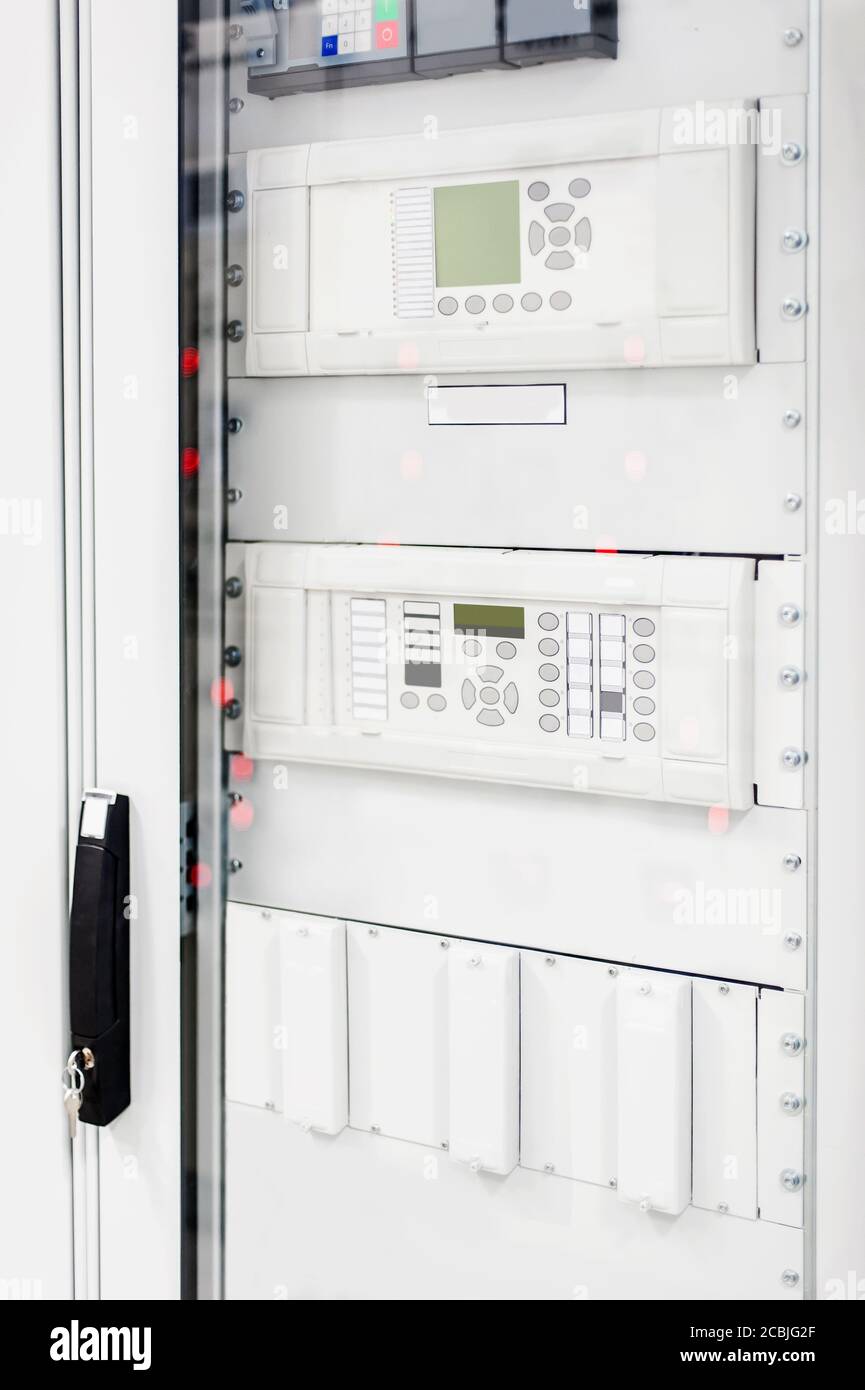 Relay protection system. Bay control unit. Medium voltage switchgear ...