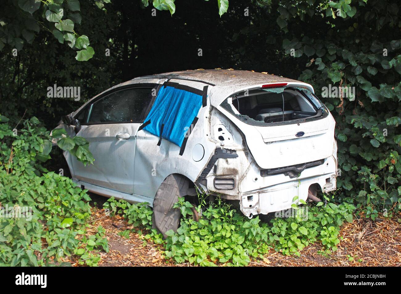Smashed car window hi-res stock photography and images - Alamy