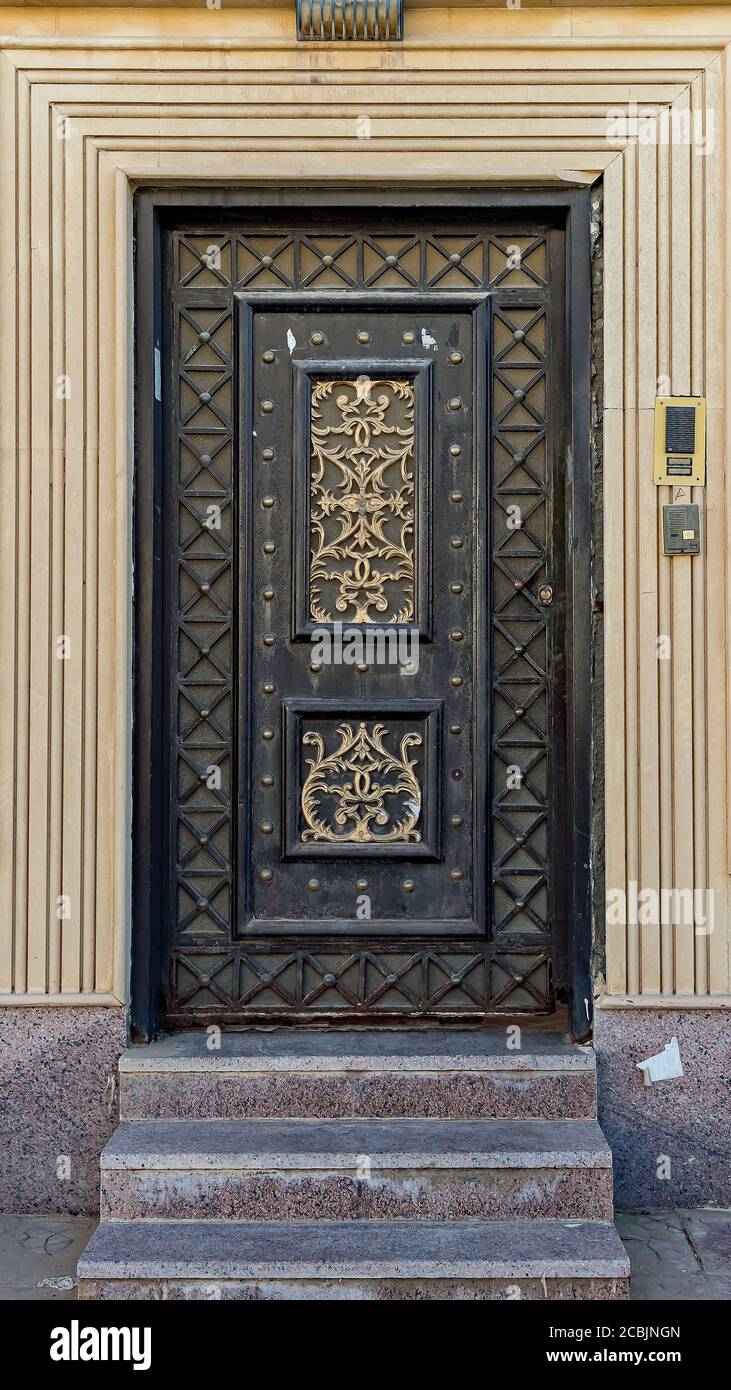 Saudi Arabian doors Stock Photo - Alamy