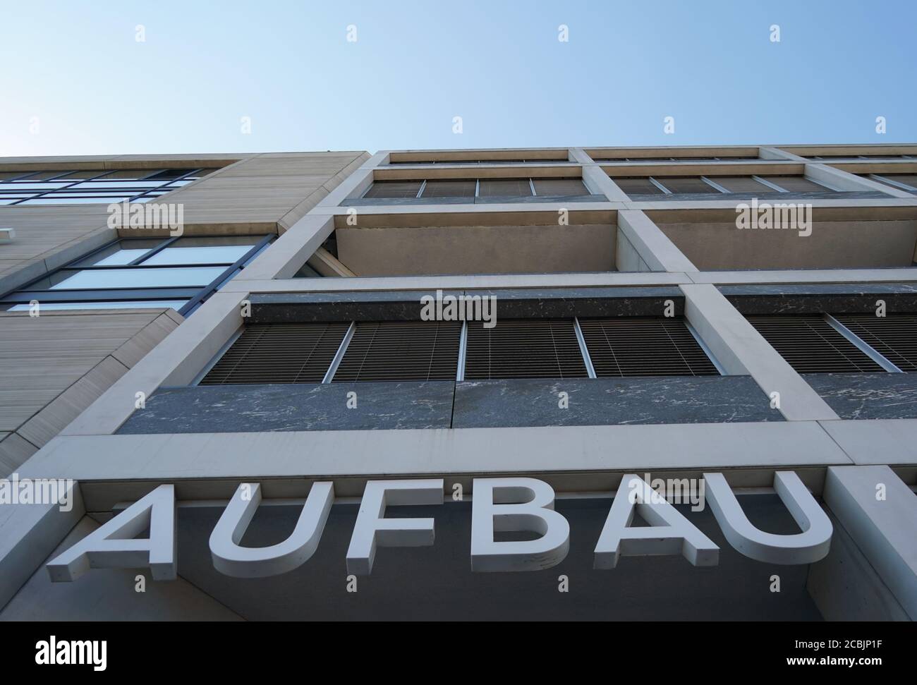 Aufbau verlag hi-res stock photography and images - Alamy