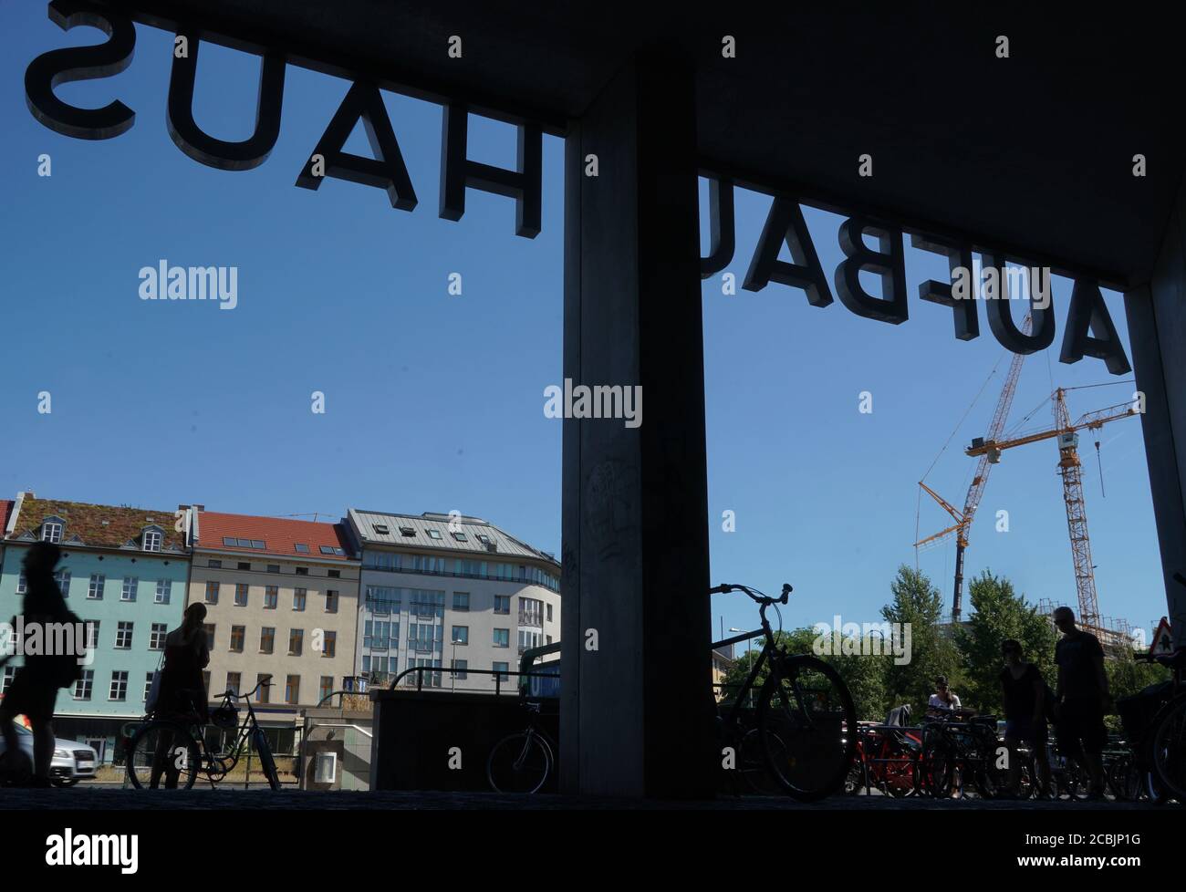 Aufbau Verlag High Resolution Stock Photography and Images - Alamy