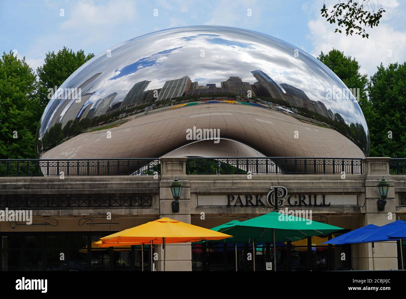 CHICAGO, IL -29 JUL 2020- View of the Cloud Gate sculpture, nicknamed ...
