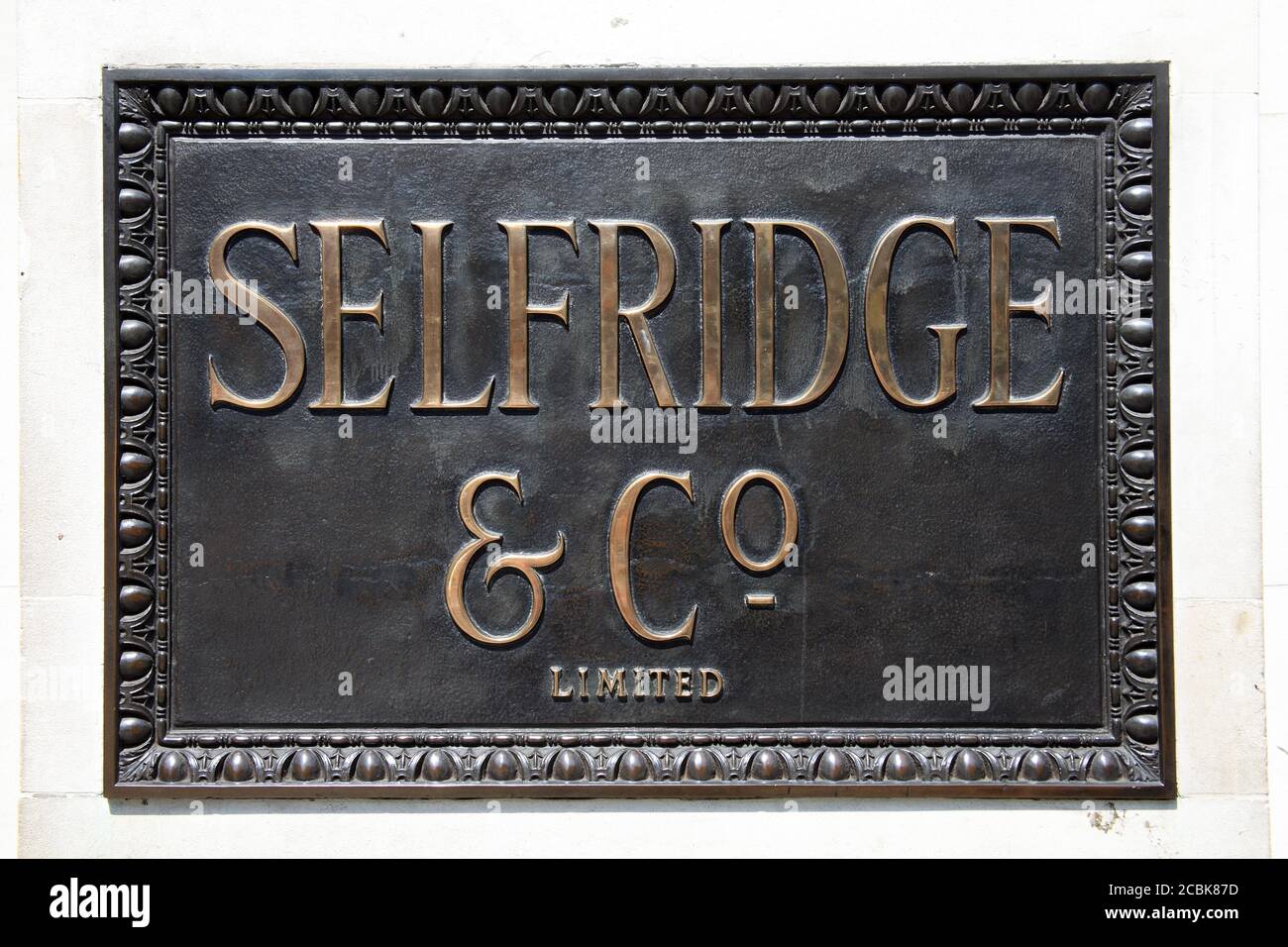 Selfridges store exterior Cut Out Stock Images & Pictures - Alamy