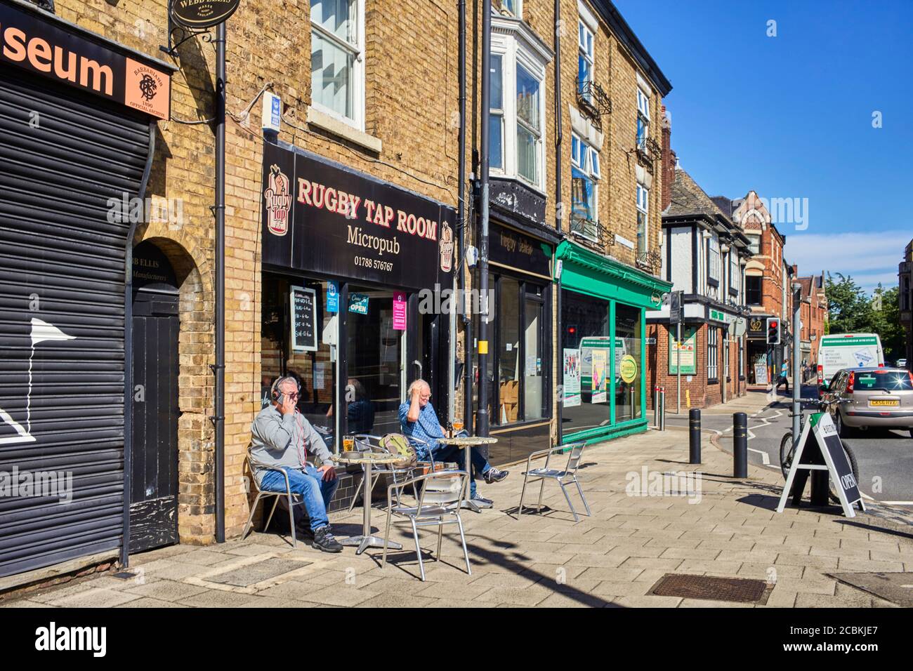 Rugby tap room micropub opposite Rugby school in Warwickshire Stock ...