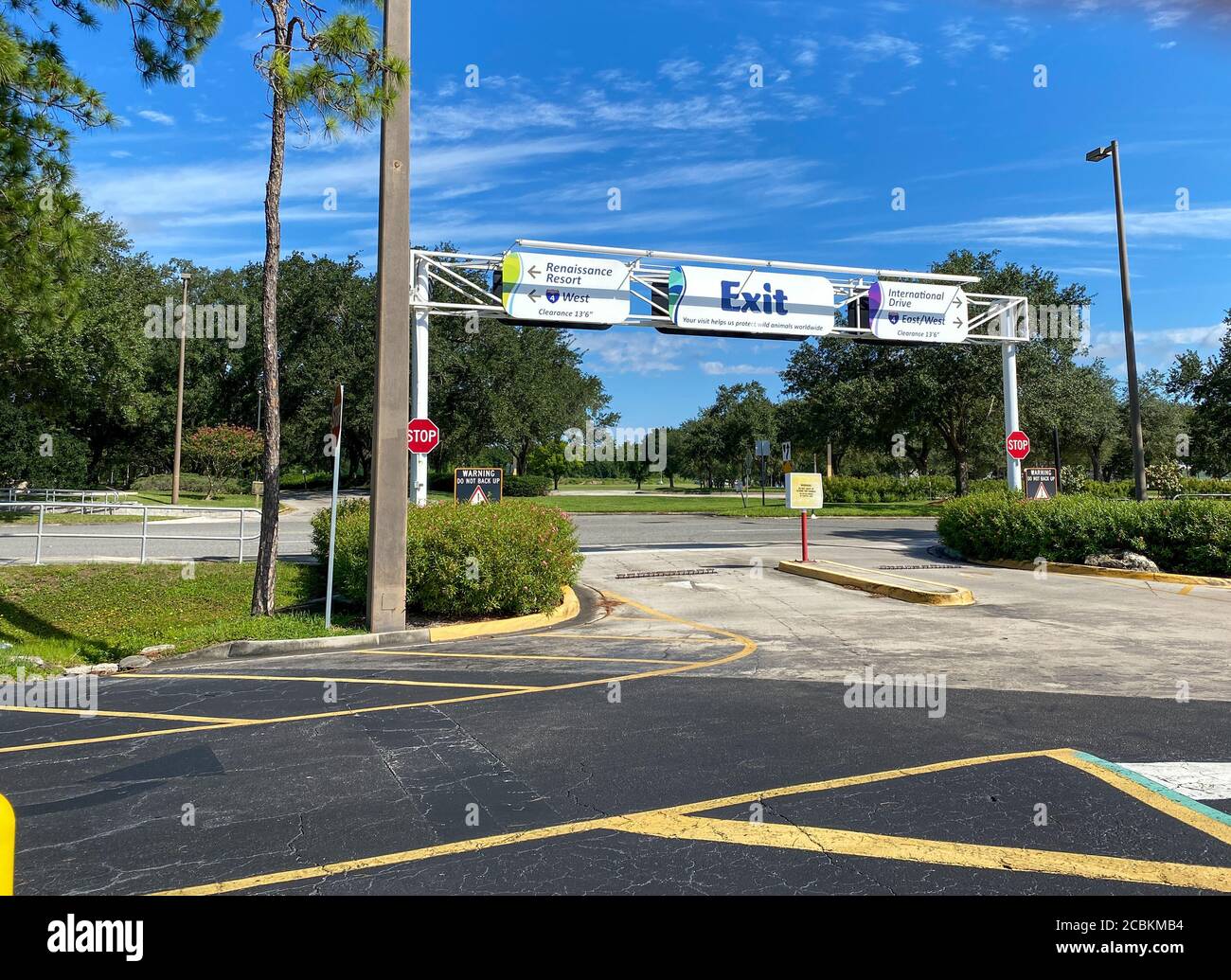 Orlando,FL/USA- 6/18/20: The exit sign in the parking lot at SeaWorld ...