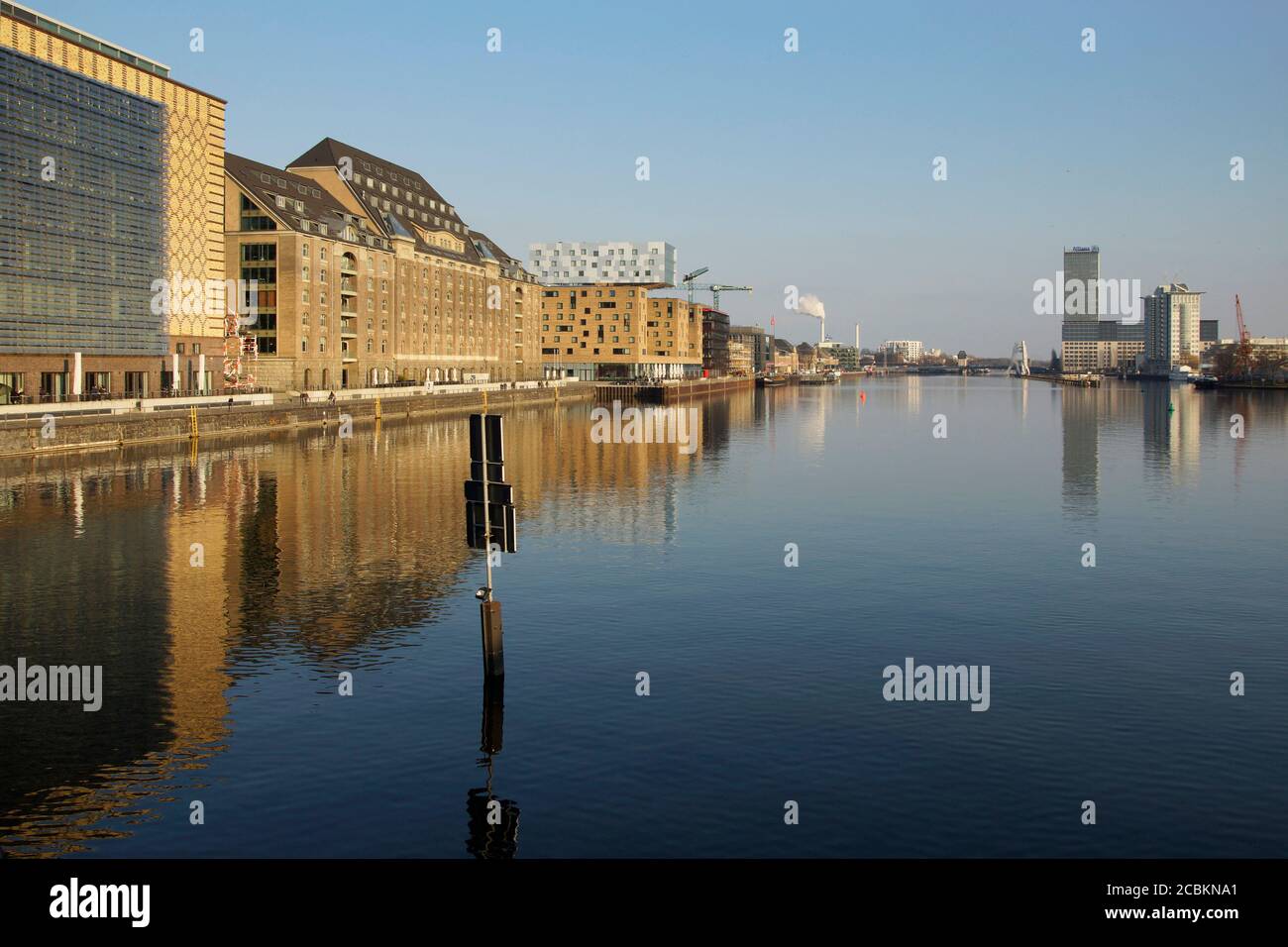 Berlin port hi-res stock photography and images - Alamy