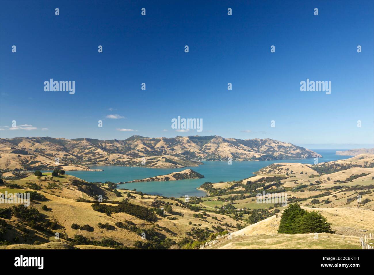 Akaroa harbor (old volcano caldera flooded by the sea), South Island ...