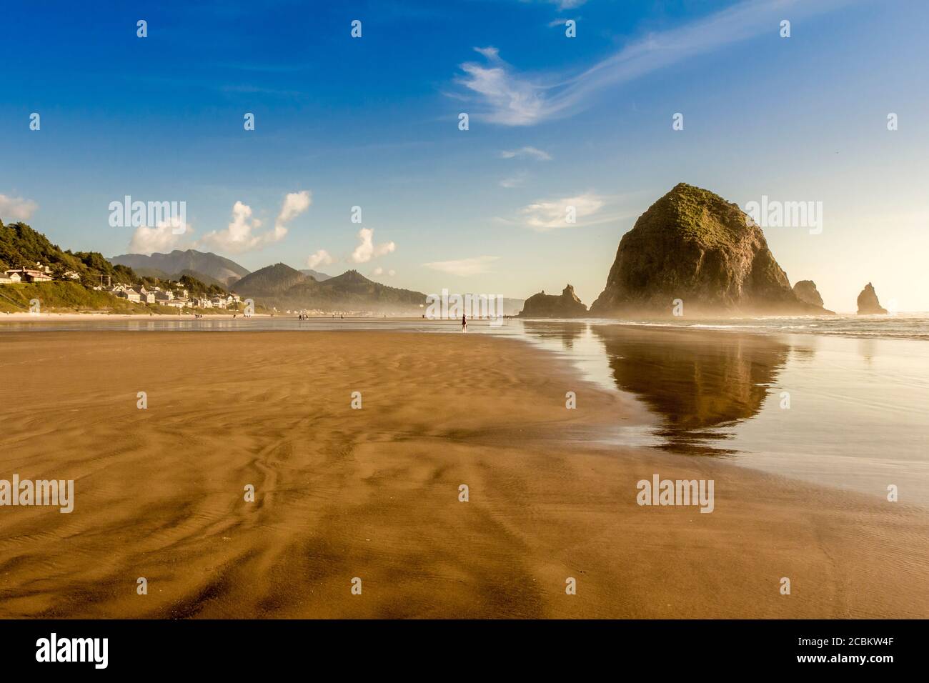View of haystack rock and coast, Cannon Beach, Oregon, USA Stock Photo ...