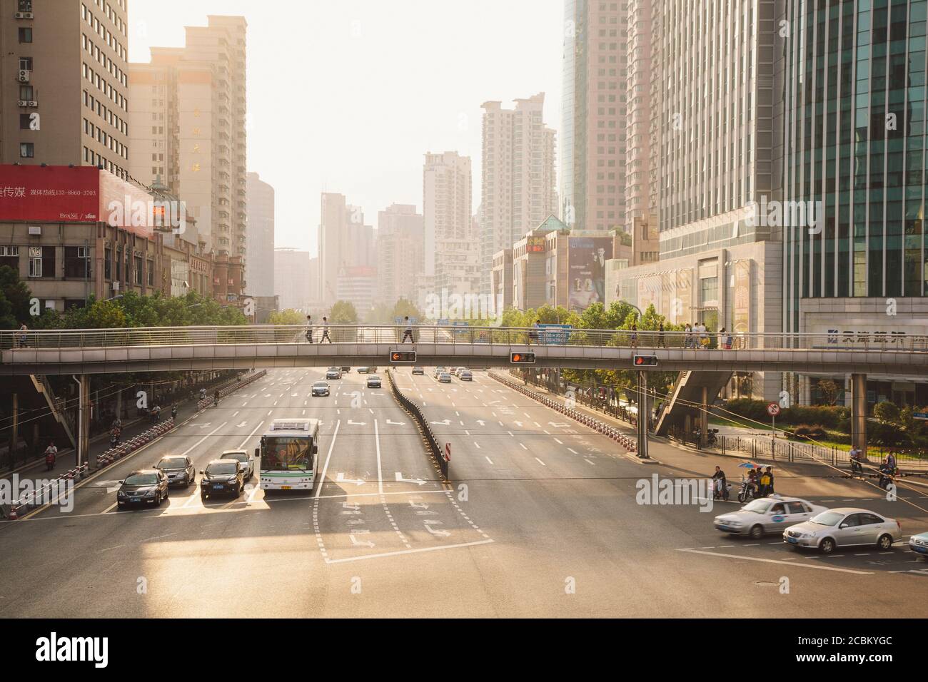 Shanghai highway bridge architecture hi-res stock photography and ...