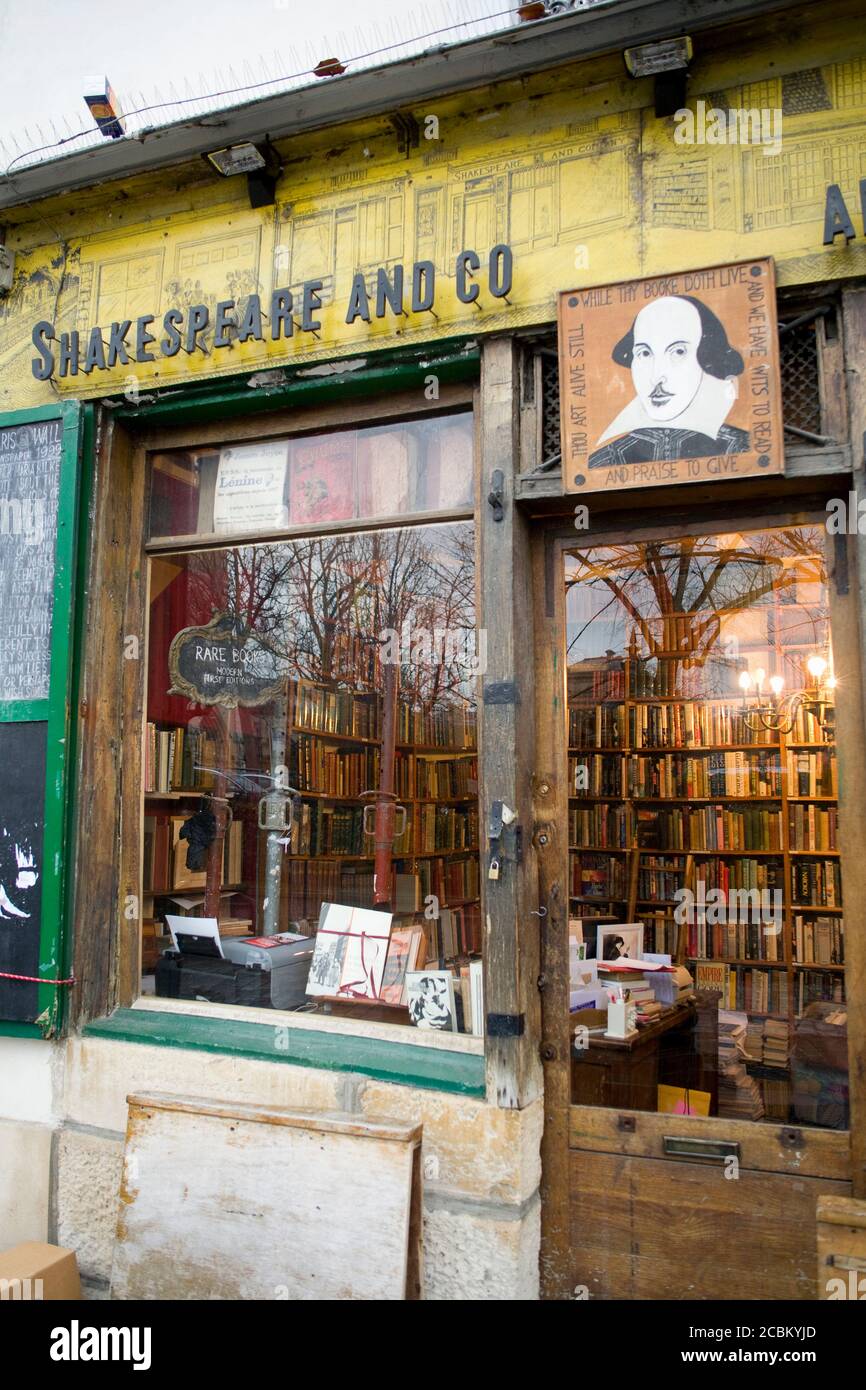Shakespeare And Co. Paris High Resolution Stock Photography and Images ...