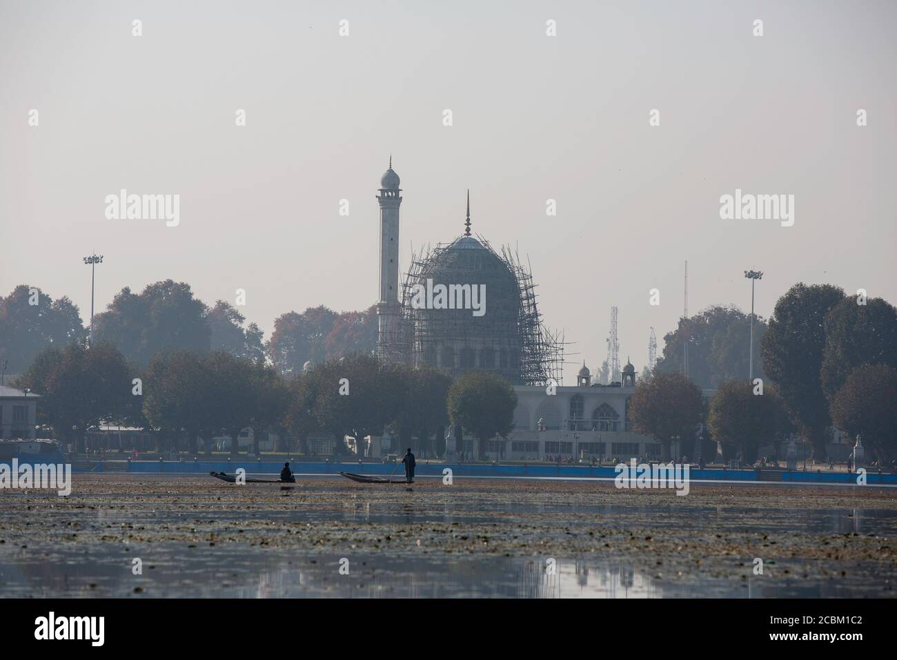 Hazratbal shrine hi-res stock photography and images - Alamy